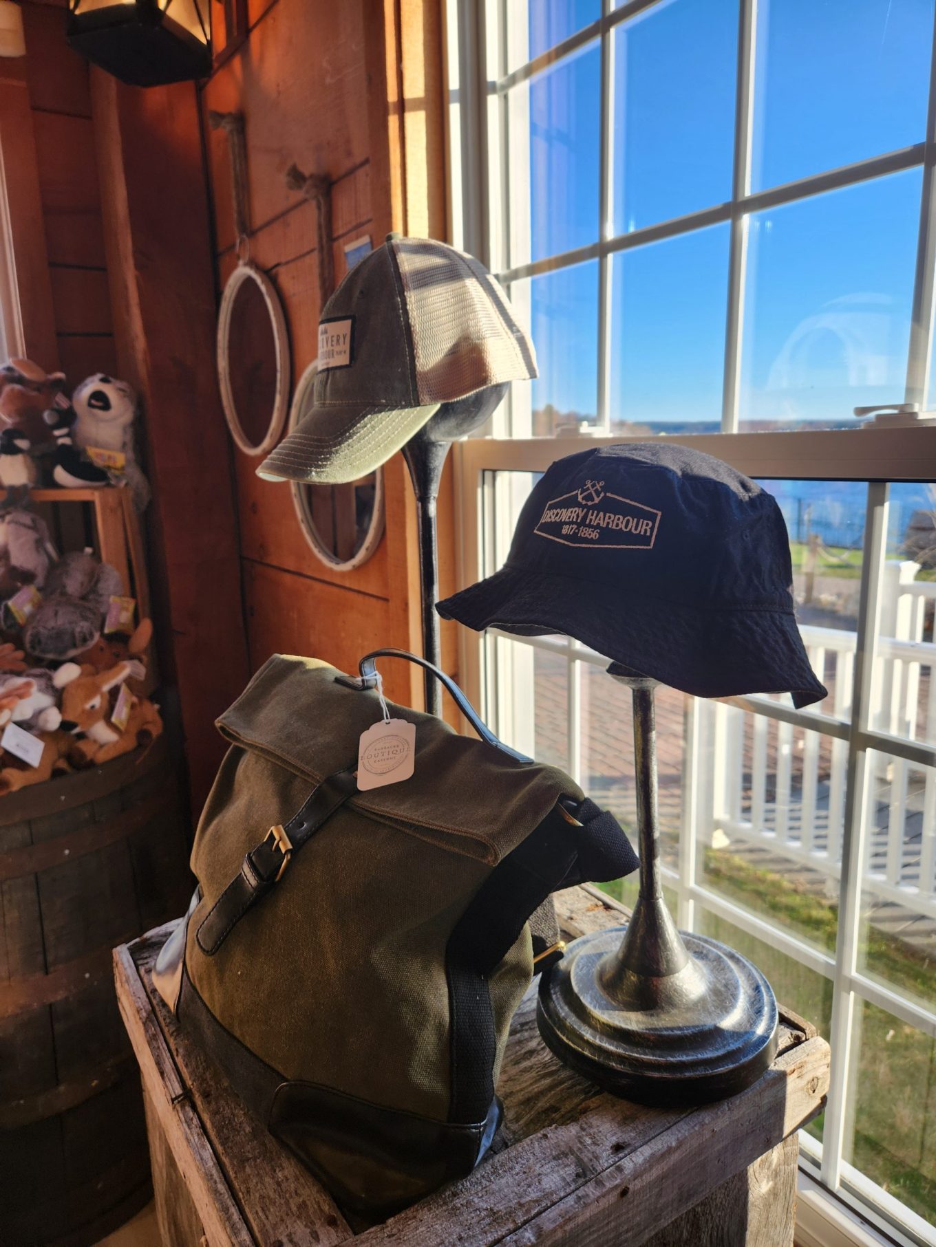 Retail Store - Discovery Harbour